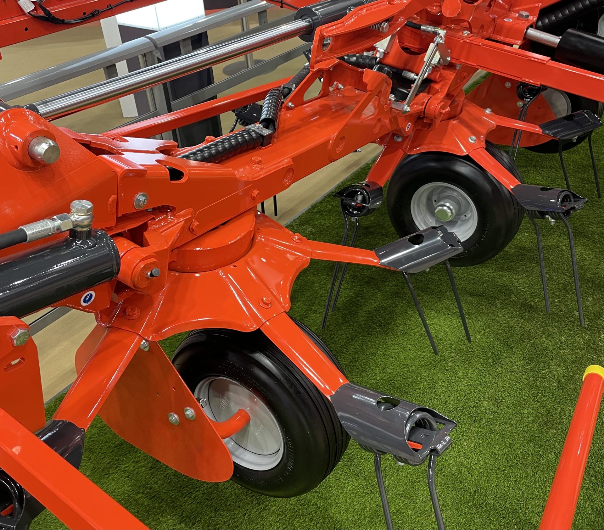 SIMA 2022: New Kuhn tedders - Profi